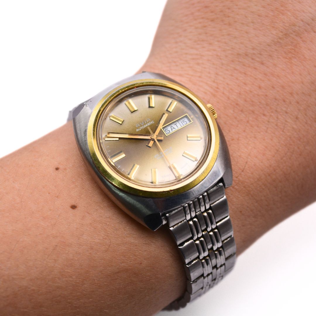 Vintage Avia Watches For Sale | Vintage Watch Specialist