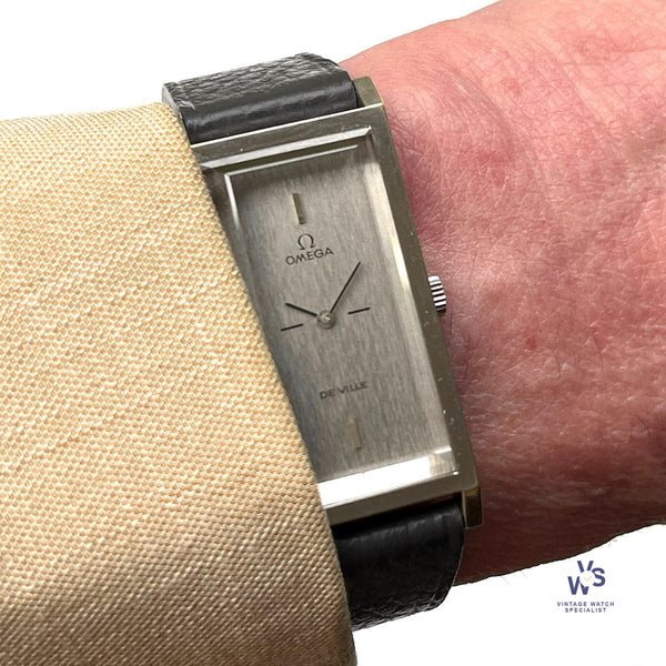 Omega De Ville Elongated Emerald - Andrew Grima - Model Ref: 511.0377 ...