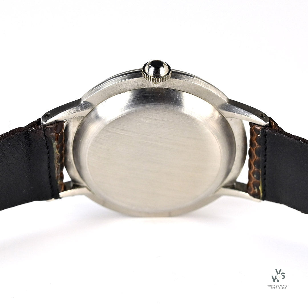 Omega Jumbo 38mm - Sweep Seconds Dial - Model Ref: 2325-7 - c.1947 ...